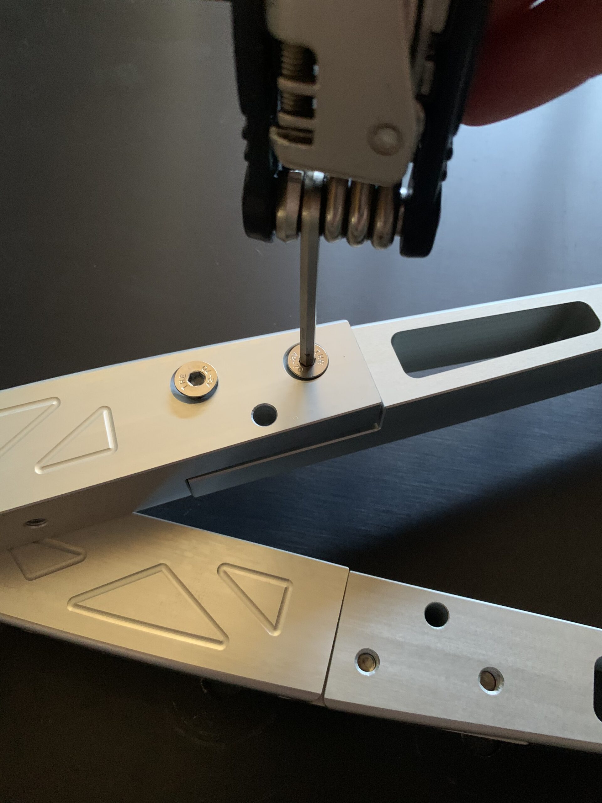 Review: Axxion Rocker Plate | Zwift Insider