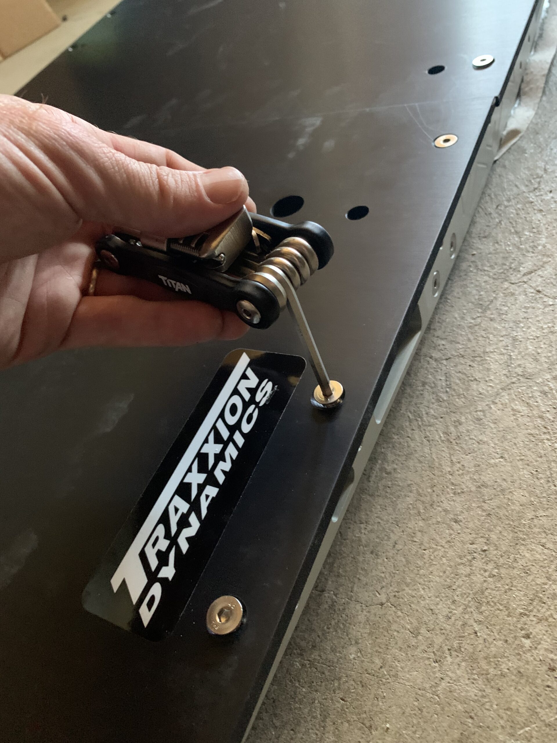 Review: Axxion Rocker Plate | Zwift Insider