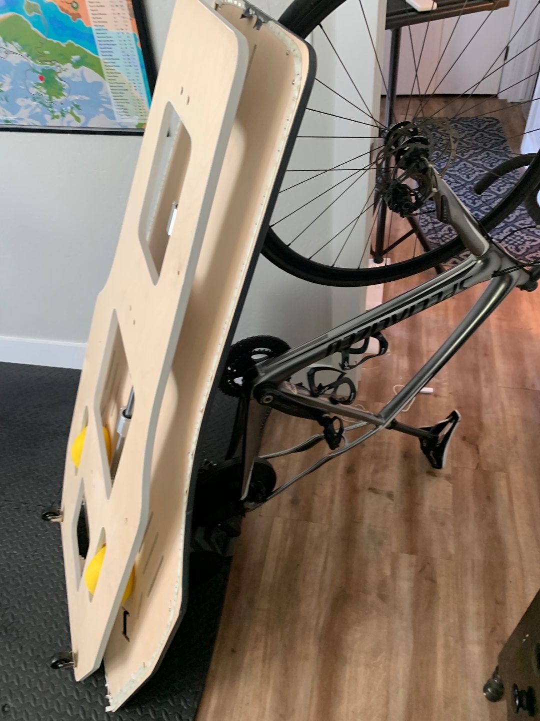 Velocity Rockers Full Motion Rocker Plate Review | Zwift Insider