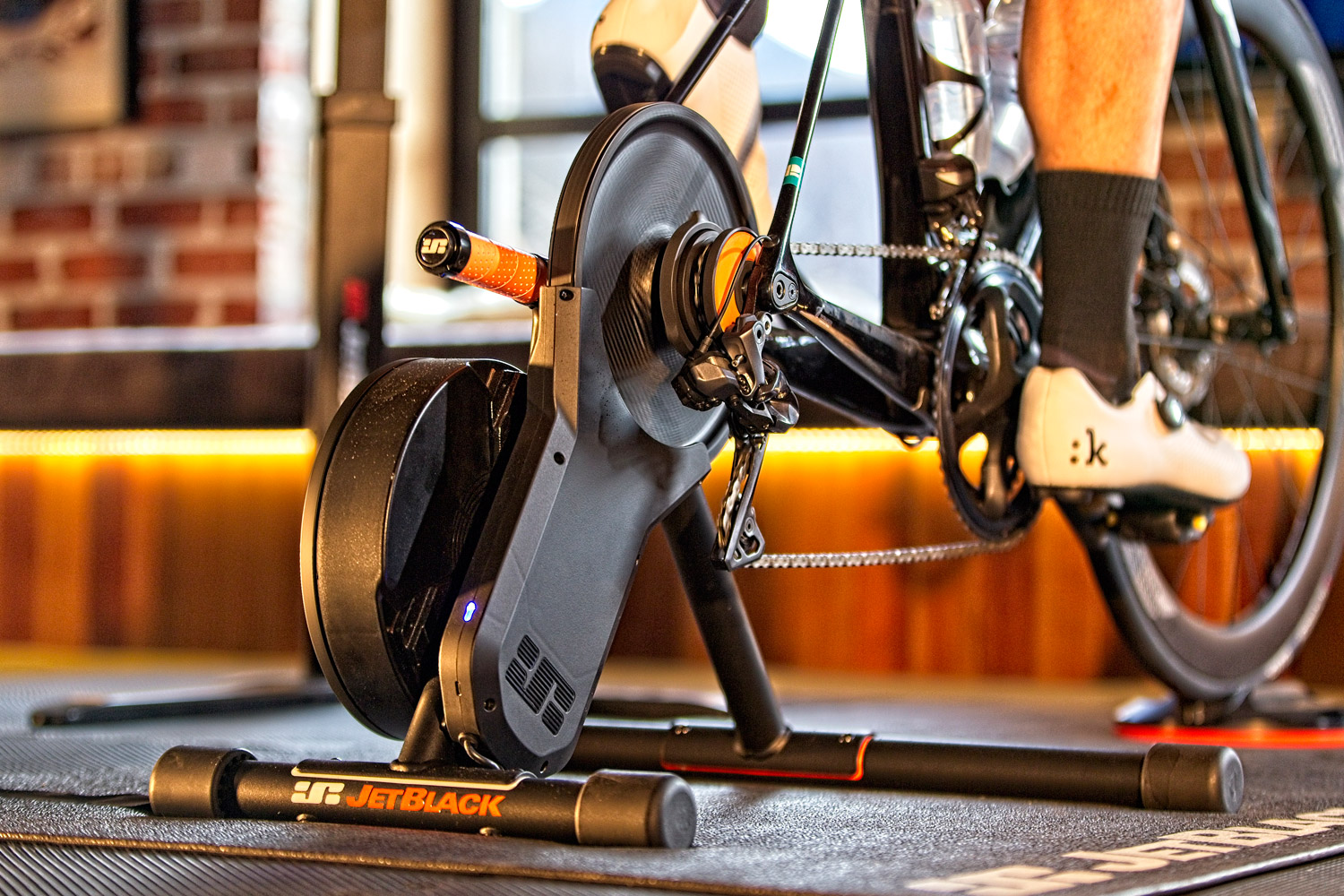 JetBlack Victory Trainer Announced | Zwift Insider